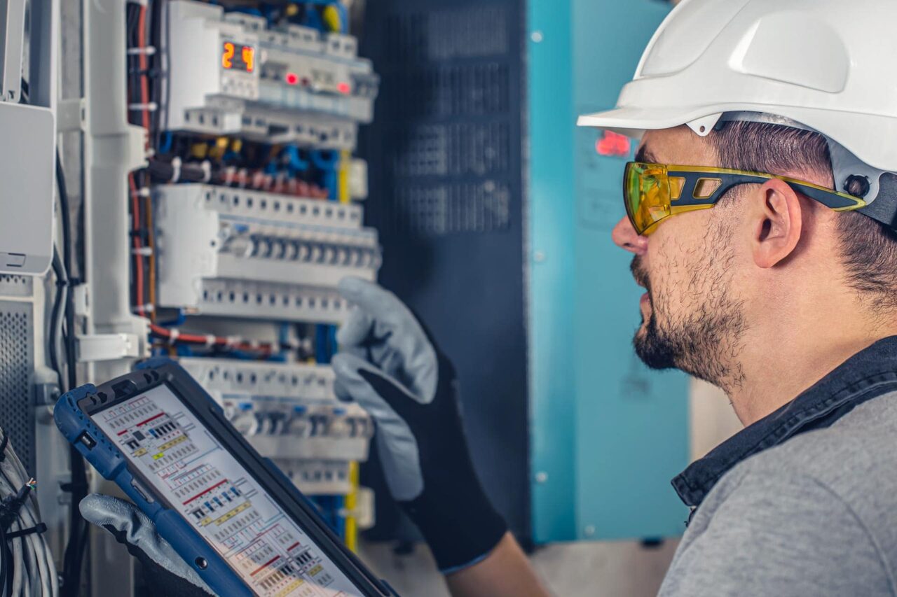 Mac’s II | Electrical Solutions + Industrial Facility Lighting